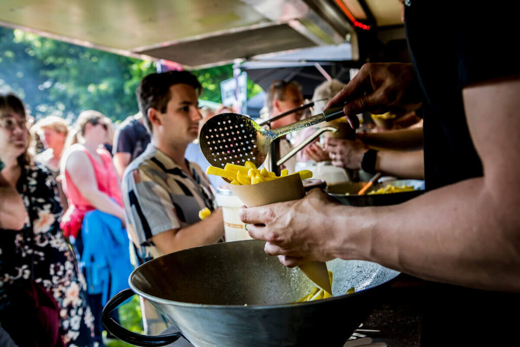 Frietkraam huren in Amsterdam - vanaf €7,50 p.p. ♥️ Frietenliefde